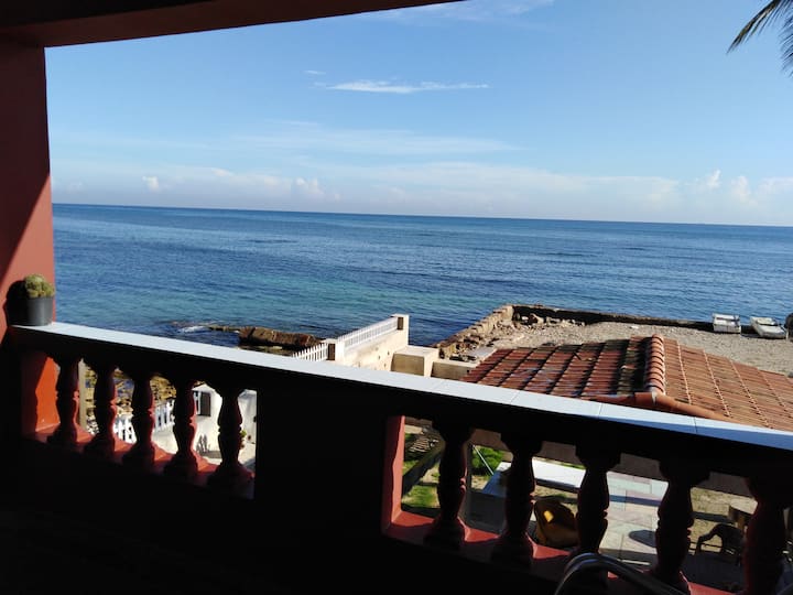 Casa Vista Al Mar Mayelin - Havana