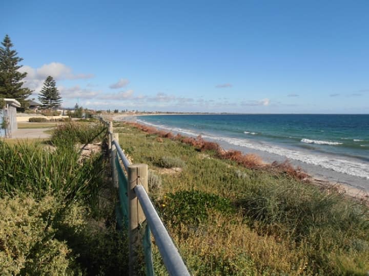 Warnbro Vacation Rentals & Homes - Western Australia, Australia | Airbnb