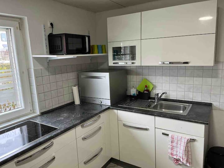 Lovely And Peaceful, Cosy Guest House In Cgn - Köln