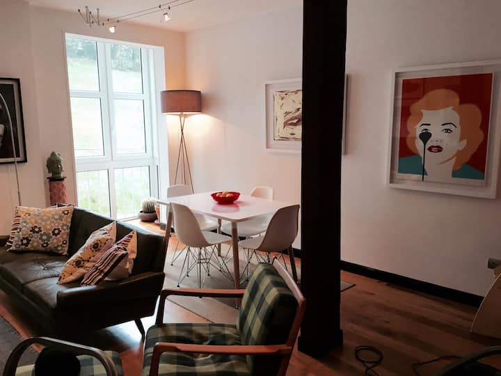 Modern 2 Bedroom City Apartment - Santander
