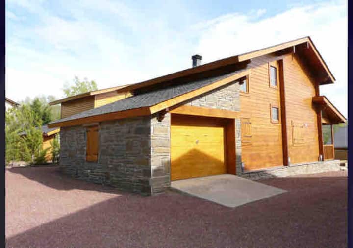 Magnifique Chalet De Montagne En Bois - Puigcerdà