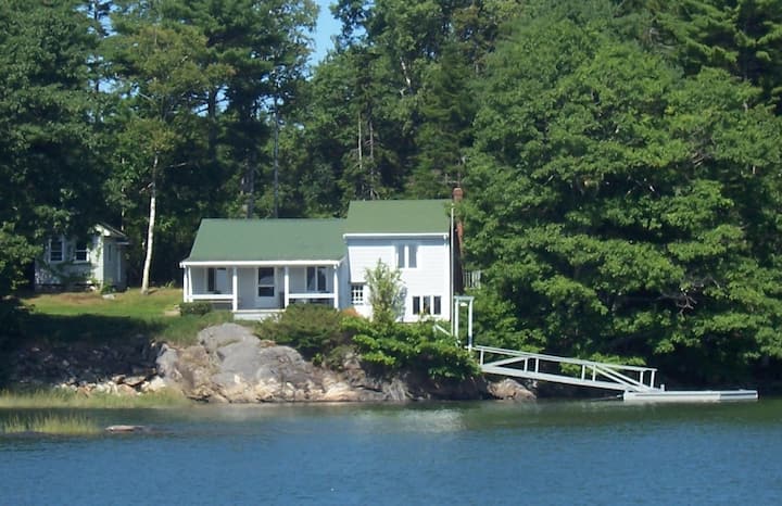 Maine Blue Heron Cottage - Bath, ME