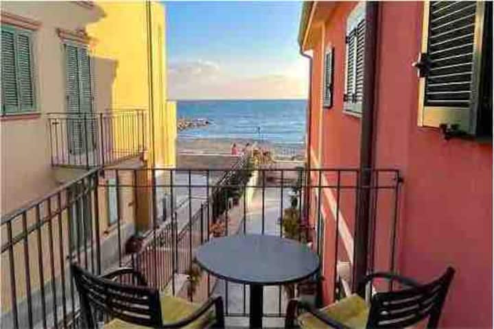 Chéry - Ia Tua Terrazza Sul Mare - Santo Stefano al Mare