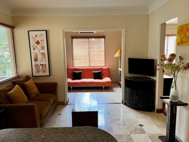Beautifully Renovated Serviced Apartment In Legian - Bali