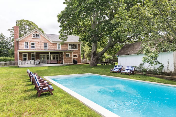 1890s Farm House With A Pool - Greenport, NY