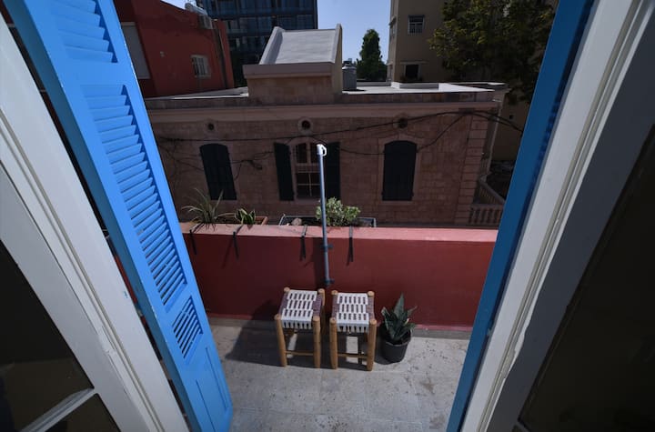Sunny Comfy Home - Mar Mikhael - Beirut