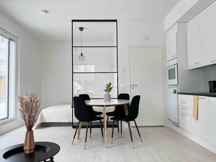 Charming Studio With Free Parking & Terrace - Aeropuerto de Helsinki-Vantaa (HEL)