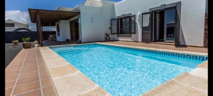 Villa El Faro - Playa Blanca
