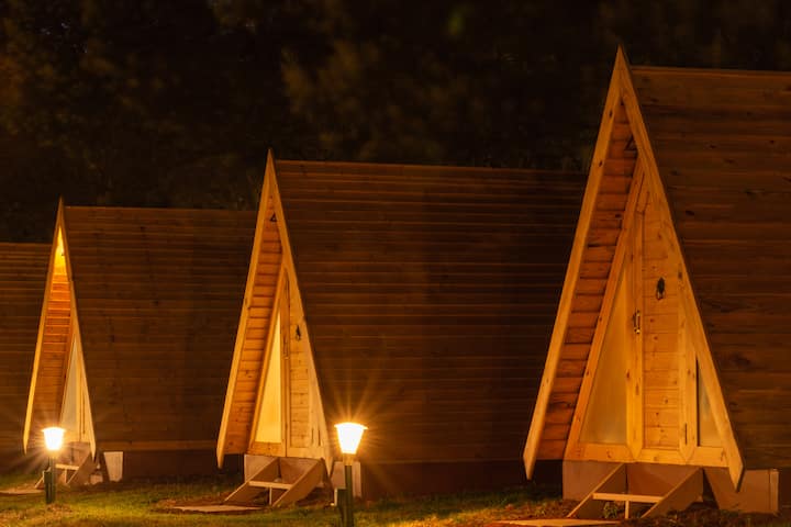 Cozy And Romantic A-frame Cabins 8 In Ooty - Ooty
