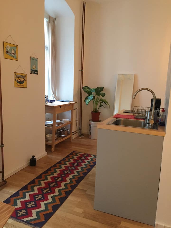 New, Nice, Great Location - Berlin