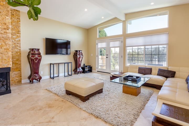 Furnshd New Beach Home 90 Night Min - トーランス, CA