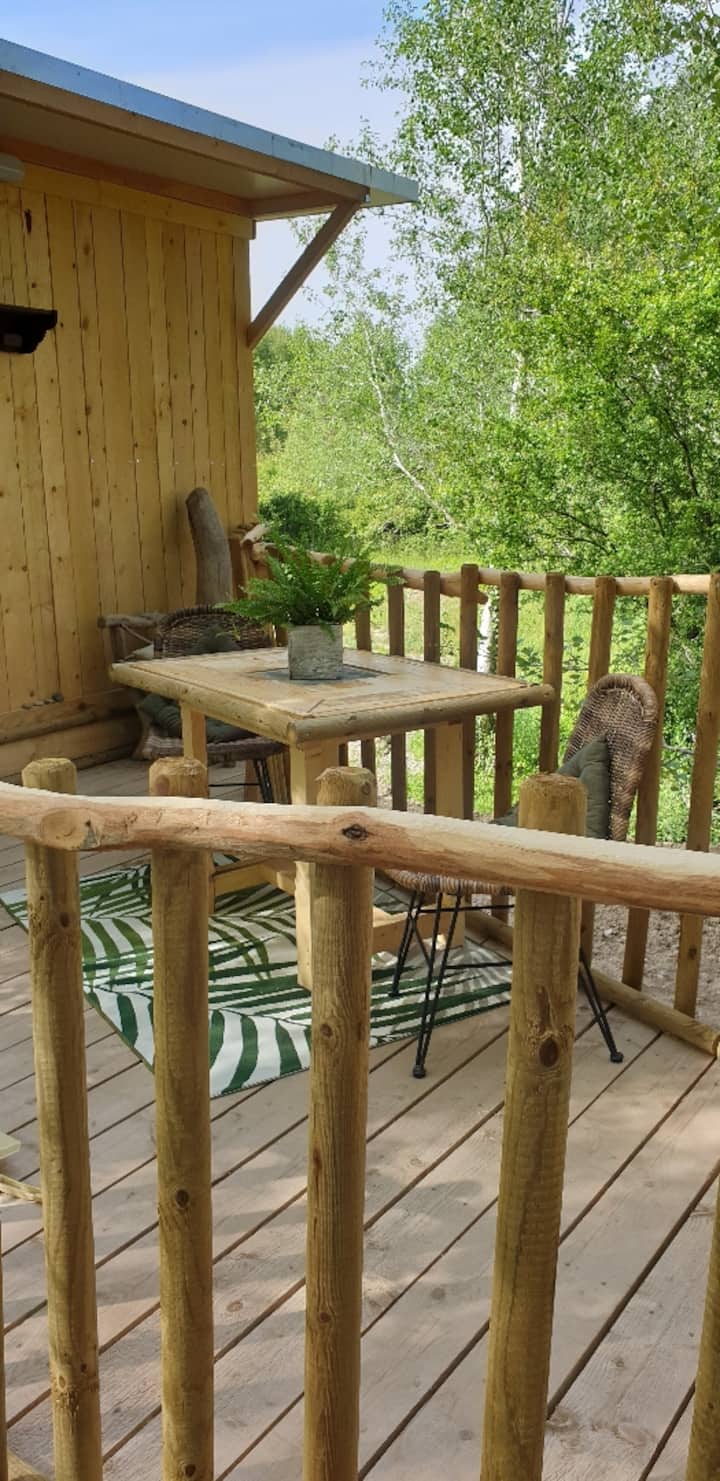 La Cabane Perchee Face Aux Autruches - Vaucluse