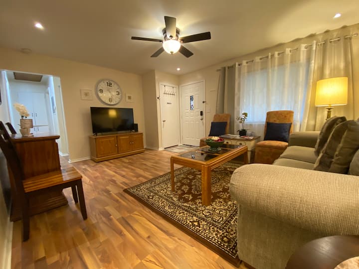*Delightful* 3 Br 1 Ba W/ 4 Beds! - 托利多