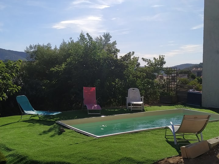 Tranquillité, Détente Et Bronzage - Vidauban