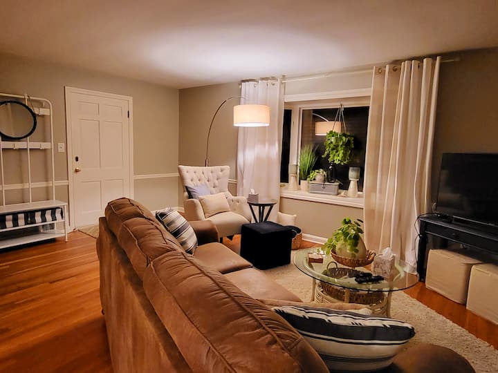 Stylish &
Sparkling Clean - Akron, OH