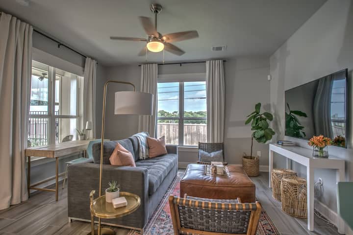 Guesthouse W/ Pool And Spa - Sunset Valley, TX
