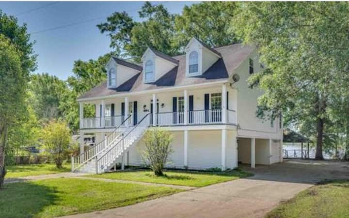 Star Gazing On Moon Lake - Monroe, LA