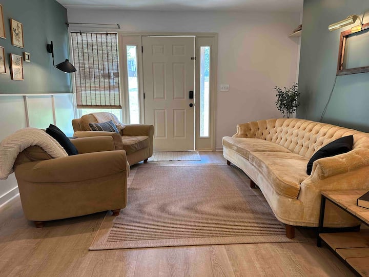 2 Bdrm Stylish Duplex Min From Target - Lake Robinson, SC