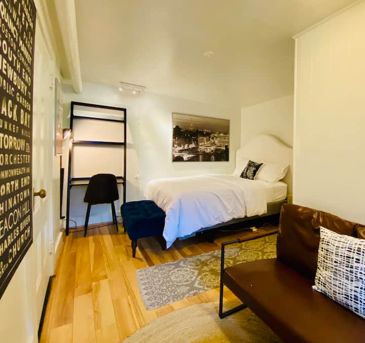 City Oasis | Step Into Public Garden & Back Bay - Boston, MA