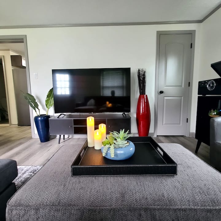 Lacasa17 -Scaled Up Bungalow Near Downtown & Rtp - Durham, NC