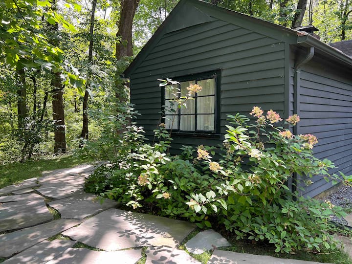 *Pool* Quaint Two Bedroom Suite On Wooded Estate - プリンストン, NJ