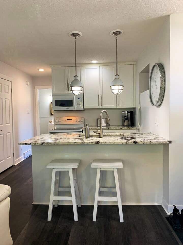 Monthly Rental - Gorgeous Collingwood 2 Bed Condo - Collingwood