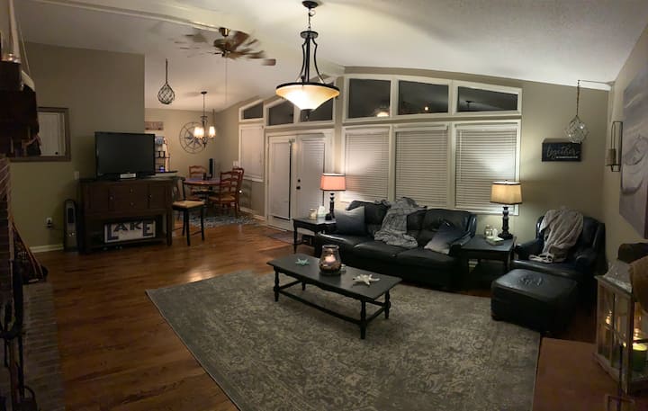 Snug Harbor Cabin - Alabama