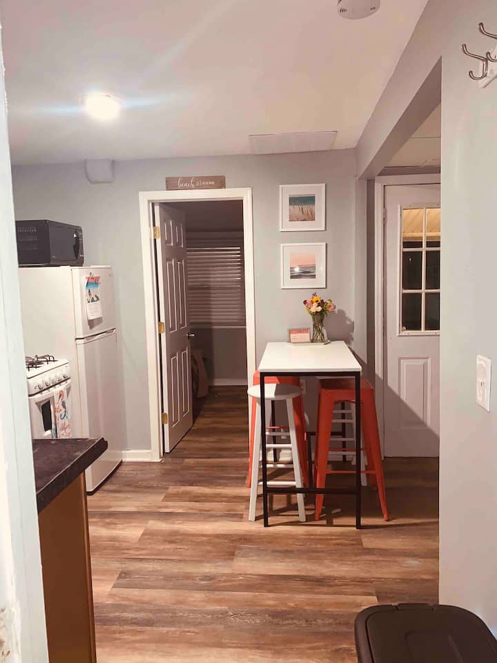 Summer ‘25- Cozy Cottage, 1 Block Off The Beach! - Belmar, NJ