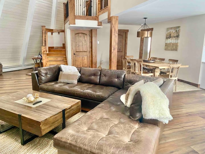 Spacious Modern 6 Bedroom Home With Free Parking - Vail, CO