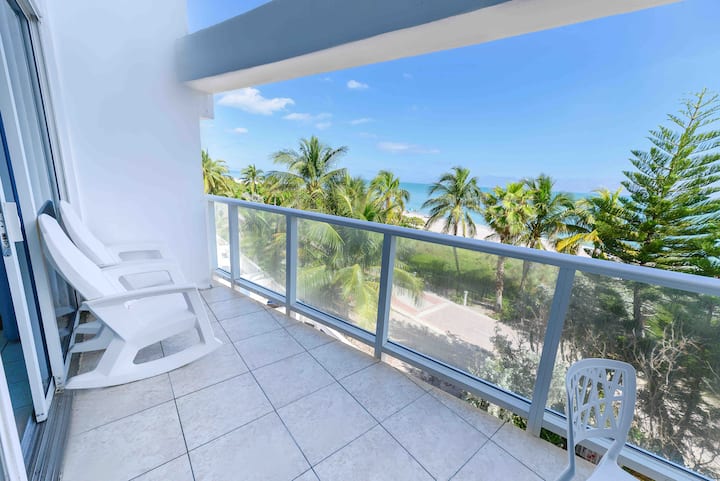 2200 Sq Ft Ocean Loft | Balcony + Pool + Parking - Miami Beach