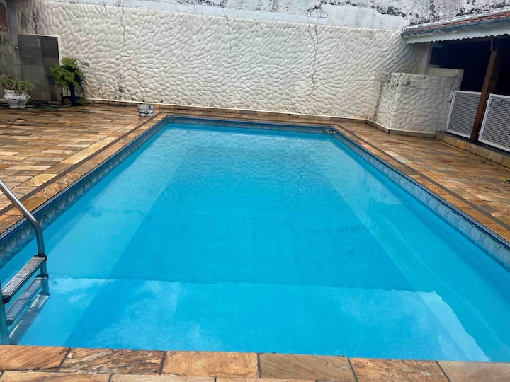 Espaço Para Lazer Com Piscina, Quarto E Wc - Atibaia