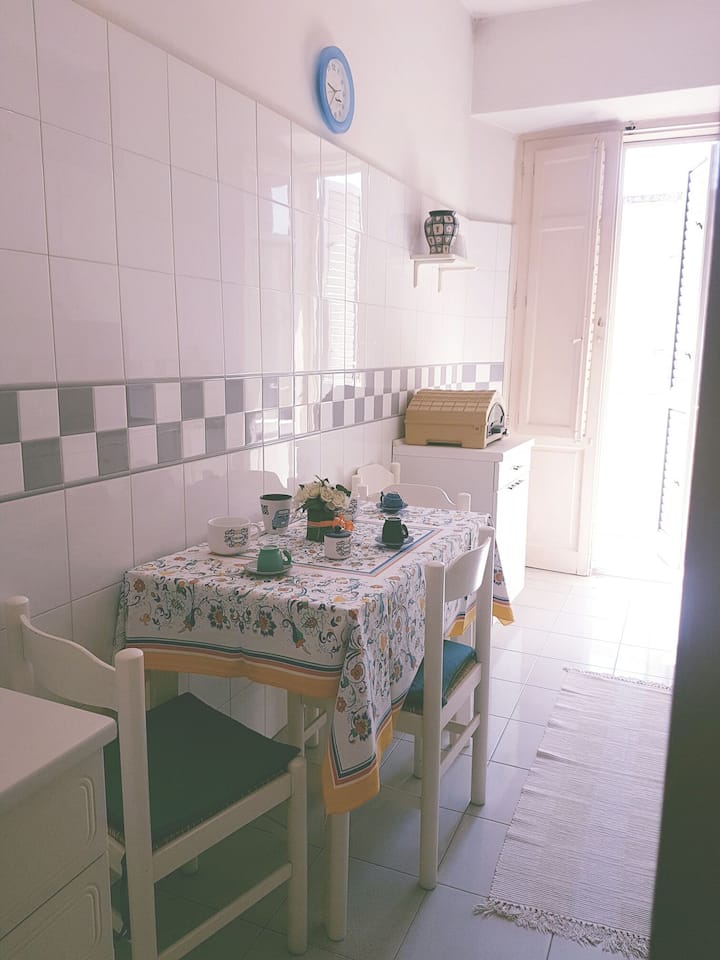 Affittasi Casa A 200 Mt Dal Mare !! - Gioiosa Ionica