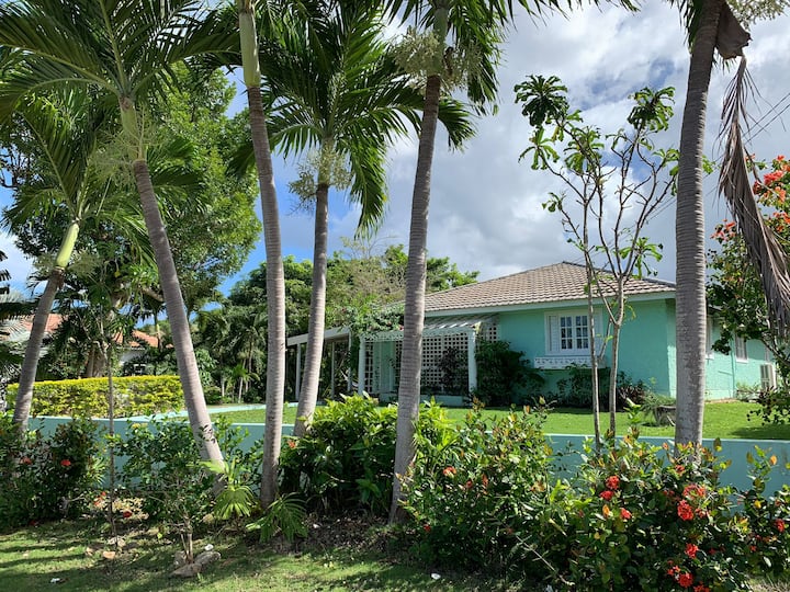 Brackish Villa - Entire Home For The Whole Fam - Ocho Ríos