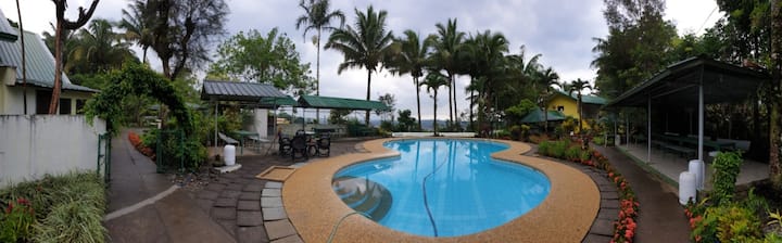 Villa-señor Family Resort - Lucban