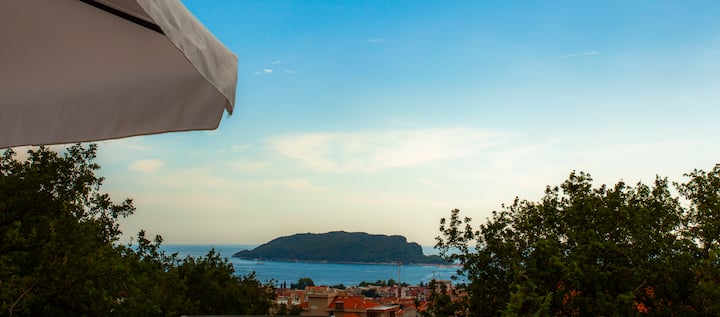 Studio Vue Riviera, Piscine, Tres Agréable - Budva