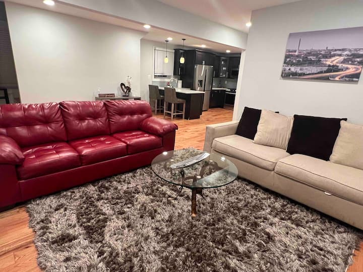 Completely Private, 1bd&1ba, Near Catholic Univ. - Silver Spring, MD