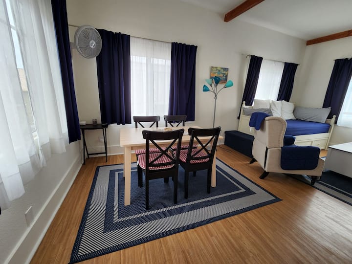 Guest House By Santa Monica Beach. - Santa Mónica, CA