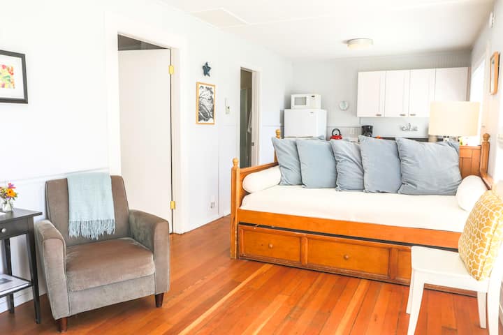 Heather Cottage :: Romantic :: Ocean View ❤️ Dogs - Mendocino, CA