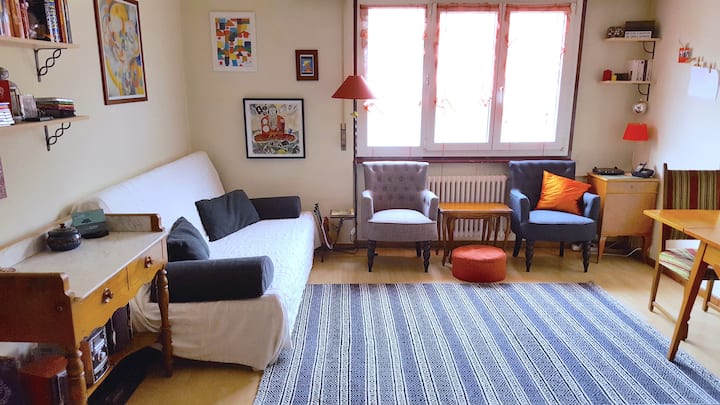 Great Flat, Center, Near Un And Lake - Ginebra