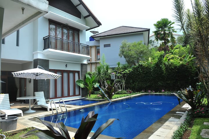 D'villa 49 - Dago Pakar Resort - Bandung