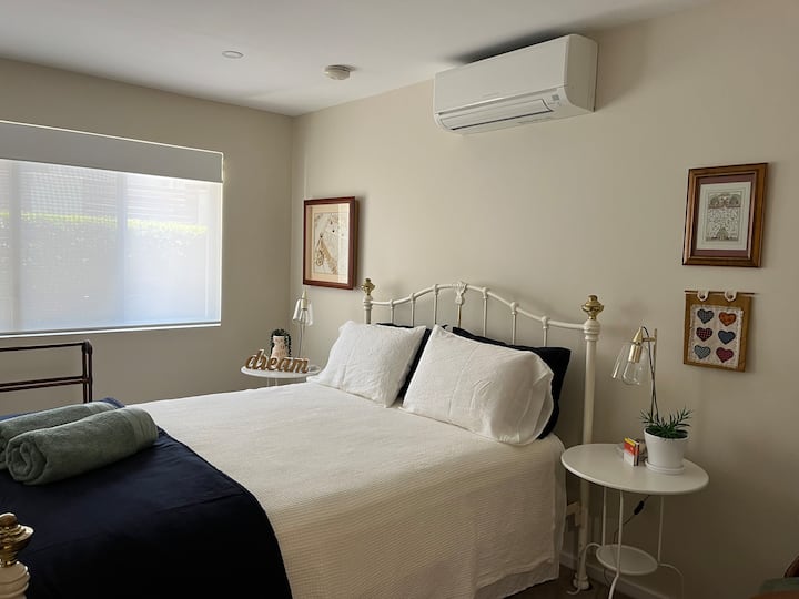 Private Suite -Bed And Bath In East Tamworth - Tamworth