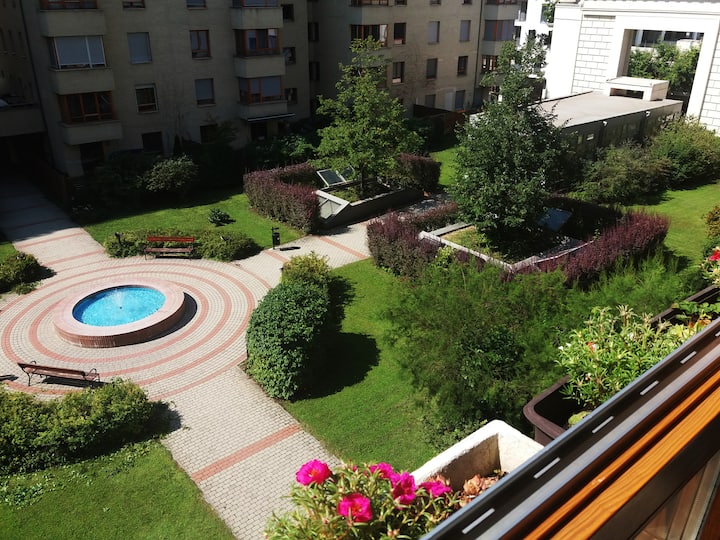 Urban Garden ( Whole Apartment) - Budapest