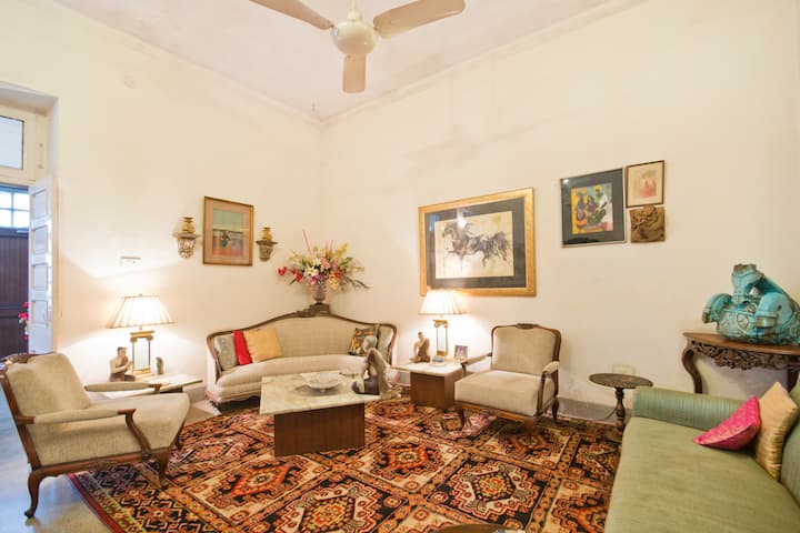 Service Apartments In South Delhi - New Delhi