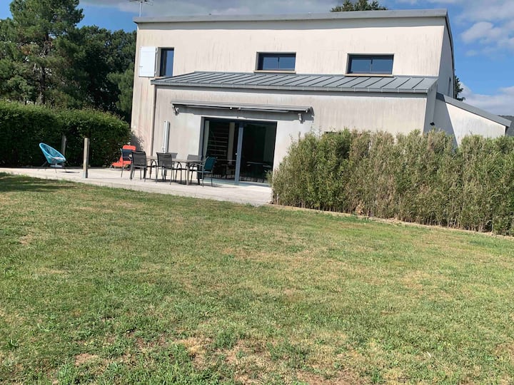 Maison Moderne à La Campagne - Questembert