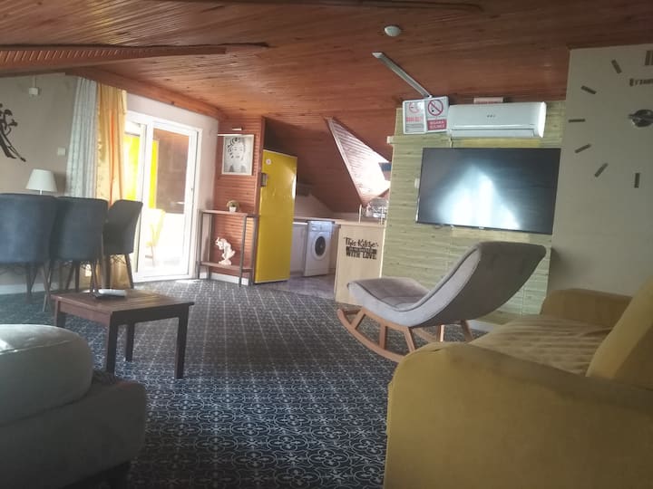 No8  1 Kat 2+1 Limana Yakın  Günlük Kiralık Ev - Marmaris