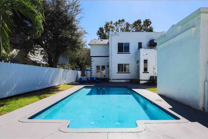 Little Piece Of Paradise - Miami