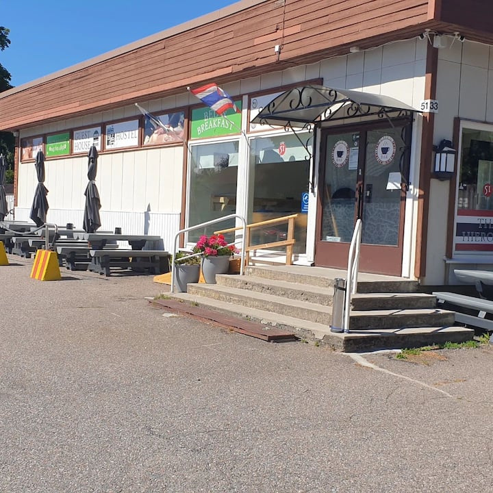 3h Huone ,Viihtyisässä Hostellissa
Ei Lemmikeitä - Hanko
