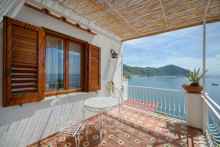 La Nostra Incantevole Villa Margherita A S'angelo - Ischia