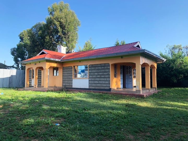 Barsaloi Holiday Rentals & Homes - Samburu County, Kenya | Airbnb