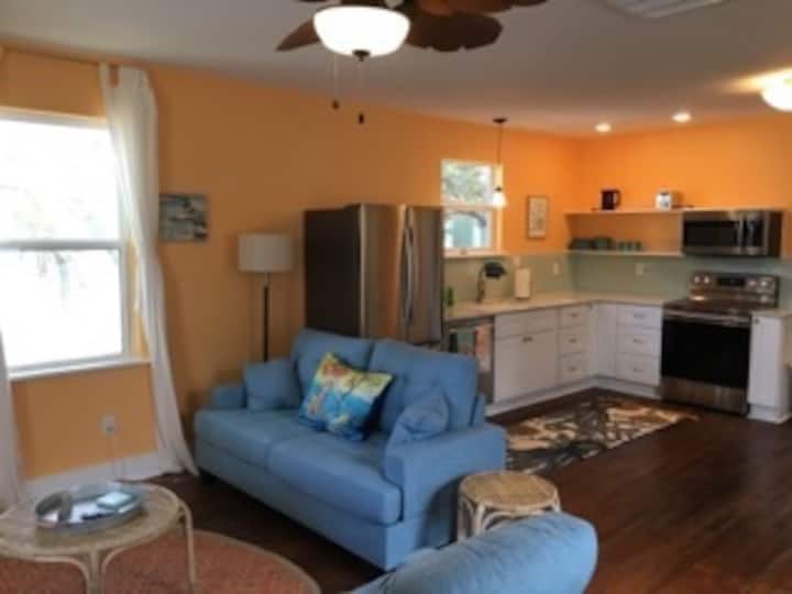 Salty Mermaid
Two Blocks To Beach - Texas